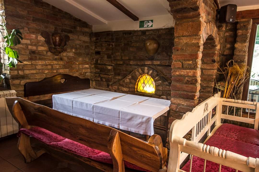 Docek Restoran Trofej